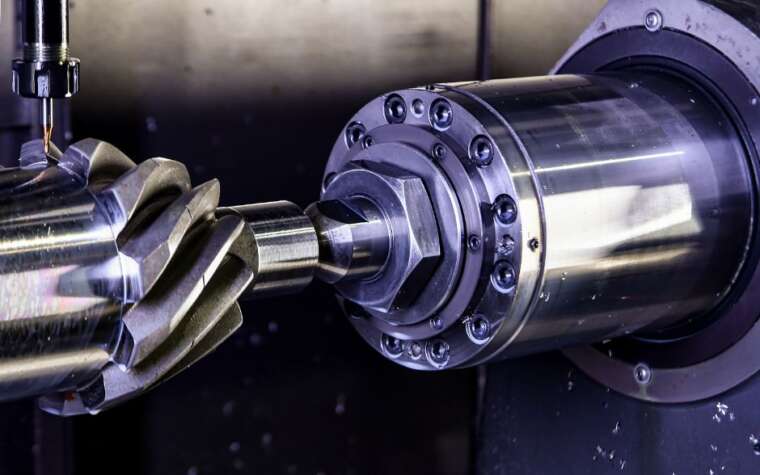 Precision Machining vs. Traditional Manufacturing: What’s the ...